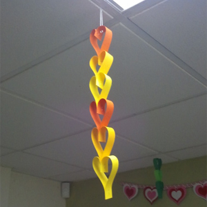 cope & hope: heart paper chains {tutorial}