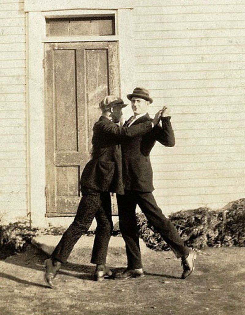 The Invisibles: Vintage Photographs Depict the Love and Pride of LGBT ...