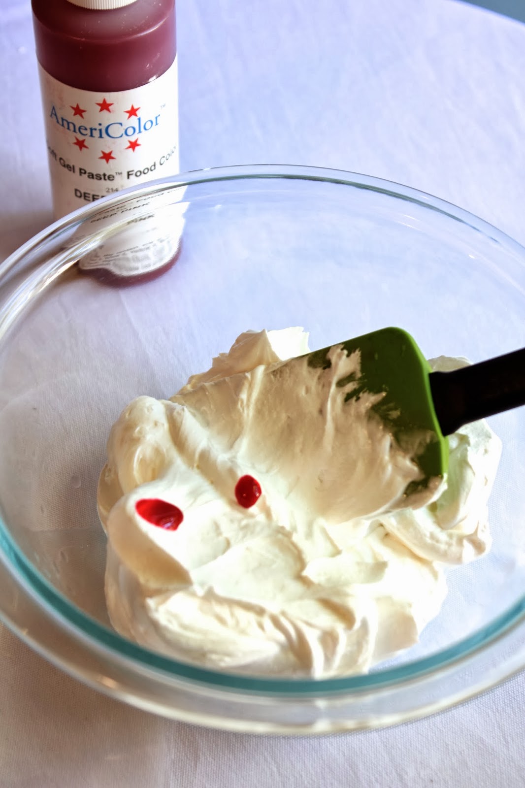 Sugar Bea's Blog: Royal Icing {how to}