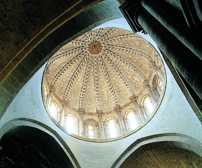 Baúl del Arte: LOS CIMBORRIOS DEL DUERO O CASTELLANO Y LEONESES