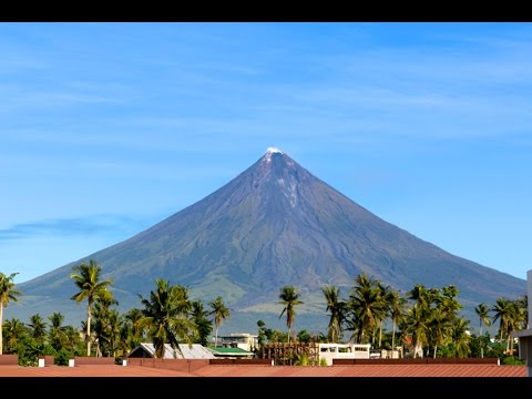 Gunung Mayon Filipina Memiliki Bentuk Kerucut Simetris Paling Sempurna ...
