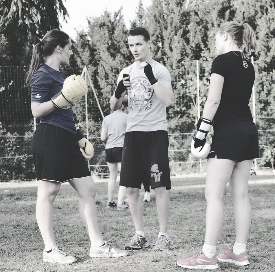 YO9GJX: aprilie 2018