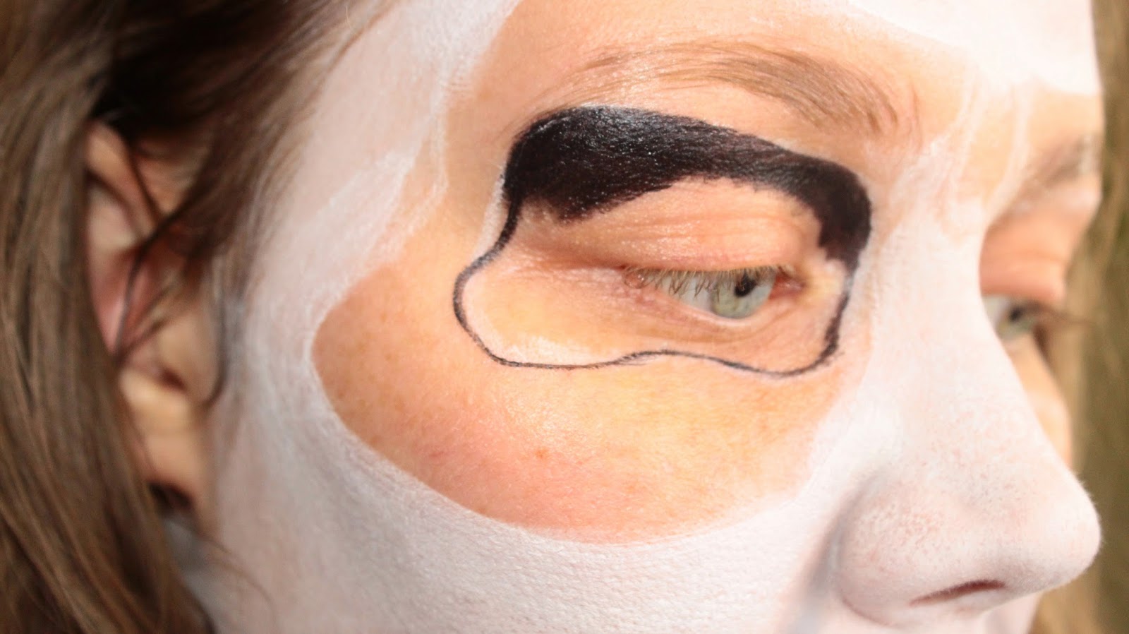 Chelcey Beauty: Halloween 2014: Dr Who Clockwork Man Mask