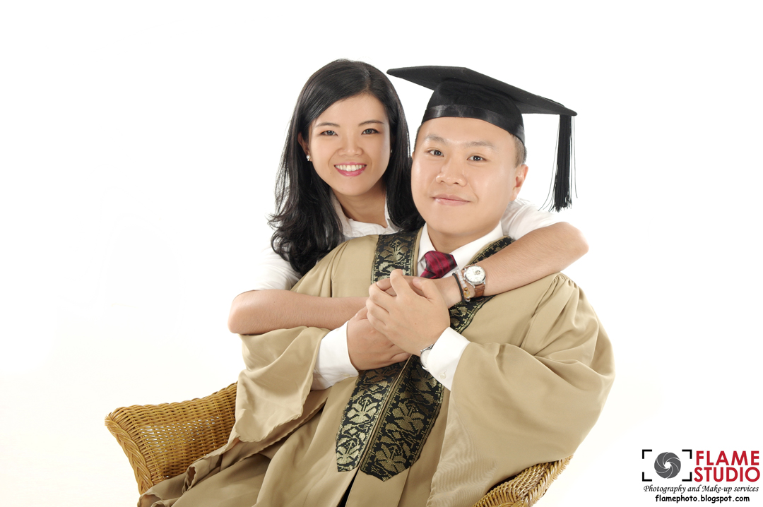 Flame Graduation Photography Studio: (73) Graduation Convocation Family ...