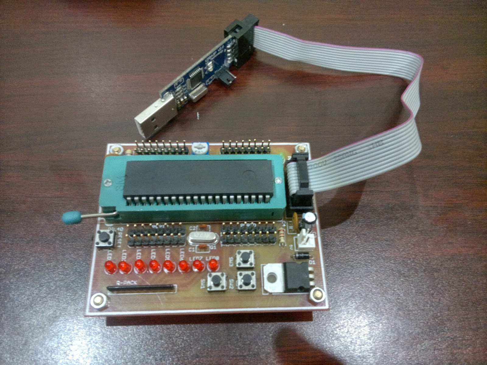 Mikrokontroler AVR IDC 003 - WEBSITE TUTORIAL ELEKTRONIKA Mikrokontroler AVR IDC 003 - WEBSITE TUTORIAL ELEKTRONIKA