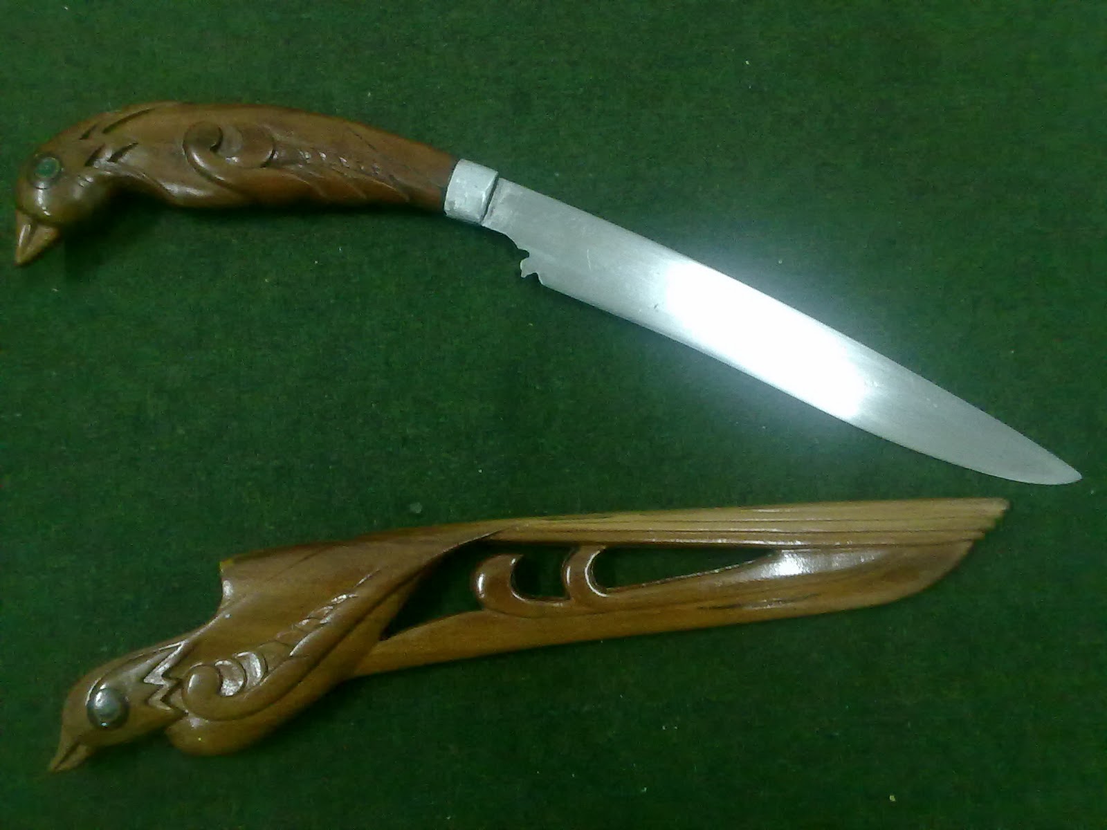 Antik Senjata Seni Warisan