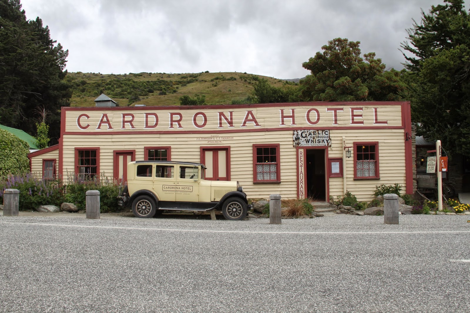 1000 Amazing Places: #696 Cardrona (Pub), New Zealand