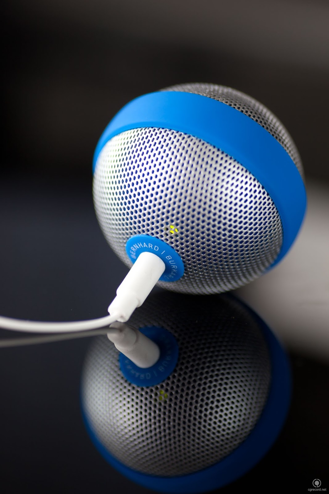 Ballo speaker by BERNHARD | BURKARD | Computer Graphics Daily News