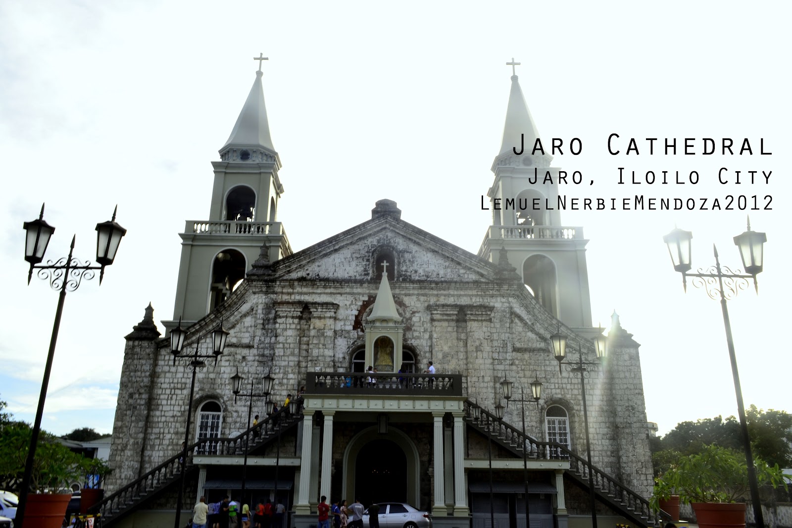 Iglesias de las Filipinas: JARO, Iloilo City: Shrine of Our Lady of Candles