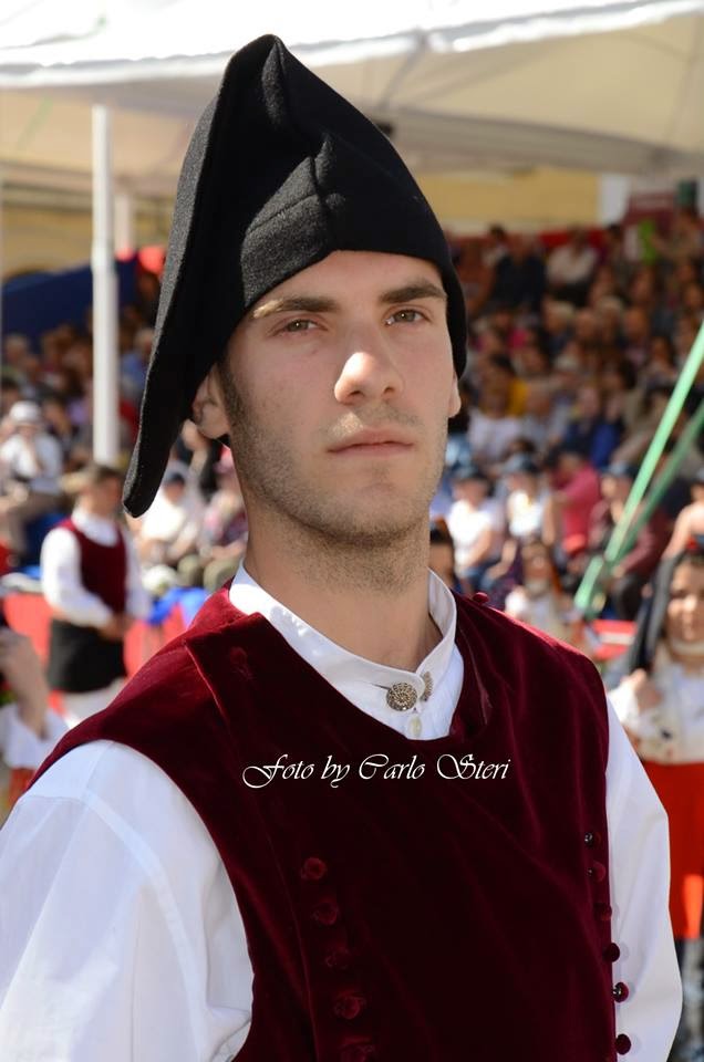 Sardinian Traditional Clothing - Page 9 - Sardinian People