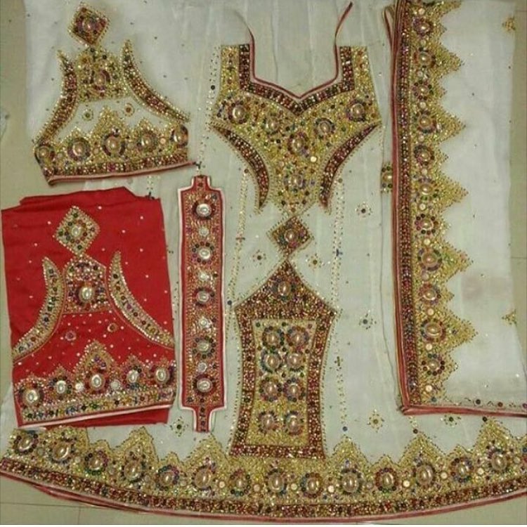 BALOCHI SONGS AND VIDEOS: Baloch Girls balochi culture balochi dress