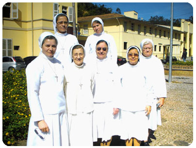 AZAMBUJA VALE DE GRAÇAS: Irmãs Apóstolas do Sagrado Coração de Jesus