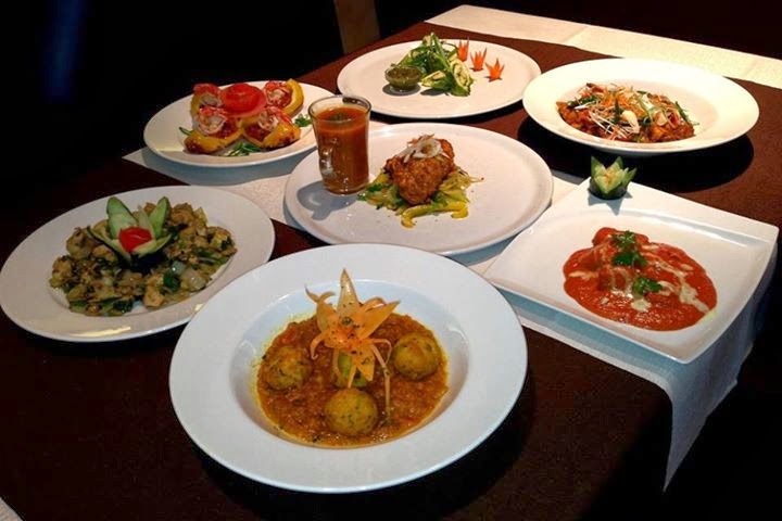 Curry Life Blog: Chef Vikram Ganpule: the Chef at the Helm of Hyatt Regency