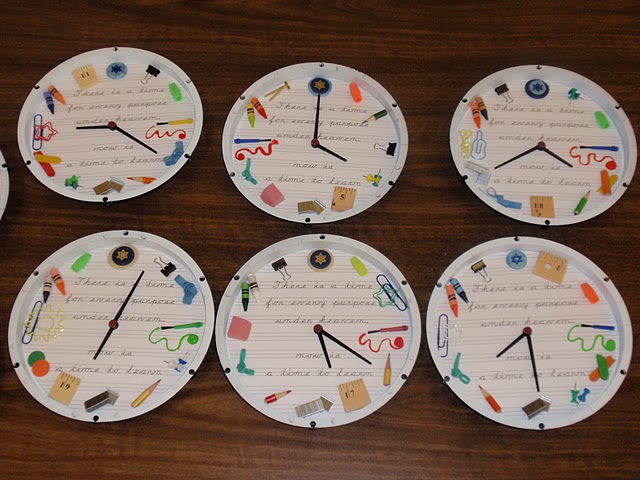 decoro sin decoro: Reloj escolar