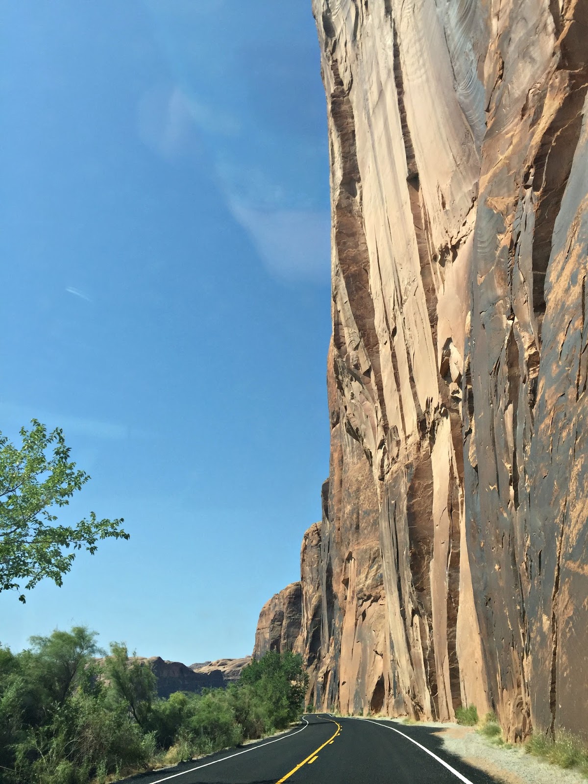BLUE SKY AHEAD: Utah State Route 279 - Potash Road to Intrepid Potash ...