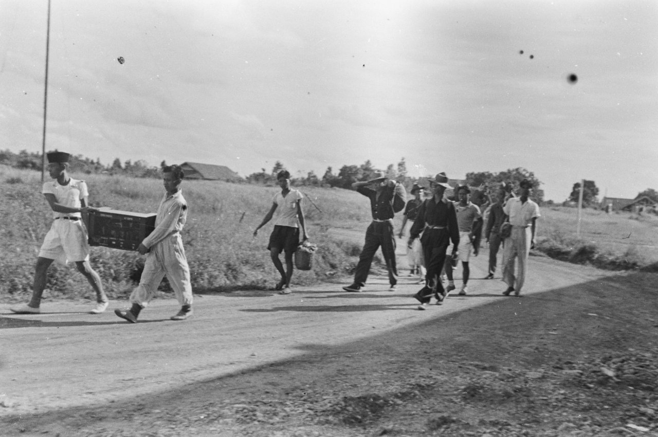 Indonesia Zaman Doeloe: TNI hijrah dari Muara Enim (1): kedatangan ...