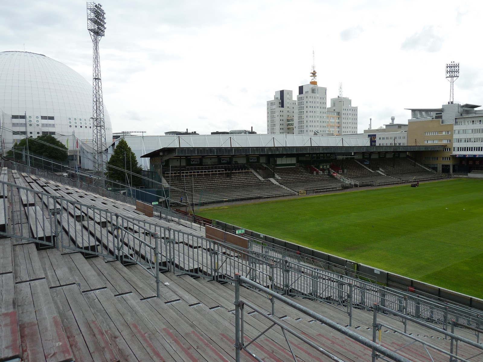 Extreme Football Tourism: SWEDEN: Hammarby IF (1967-2013)