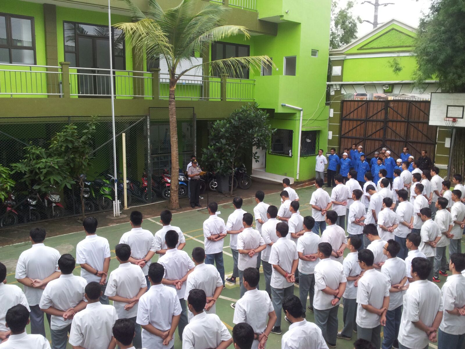 SMA IBNU HAJAR BOARDING SCHOOL: Rak Arsip SMA IHBS