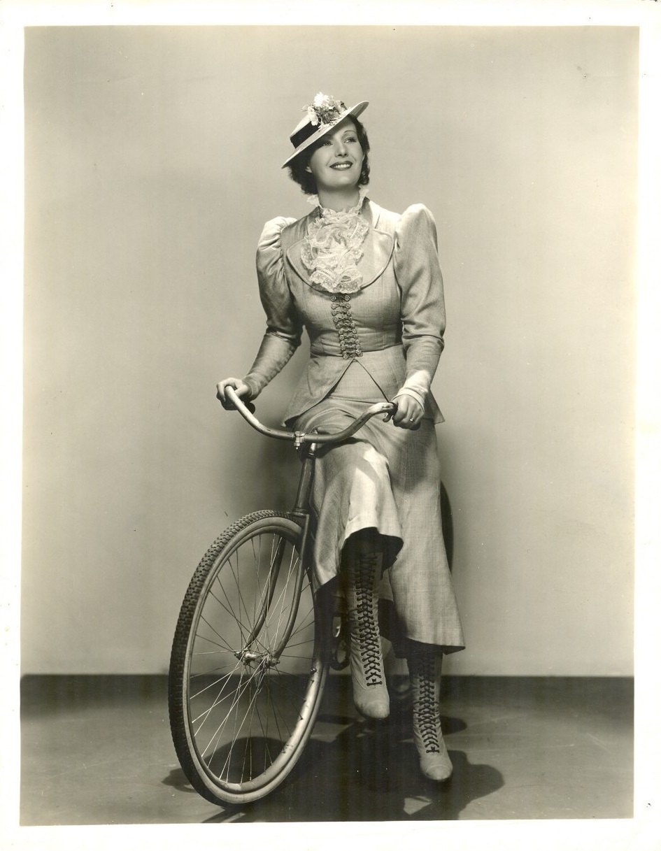 Thelma Todd: MOTION PICTURE September 1935 - Thelma Todd as Lillian Russell