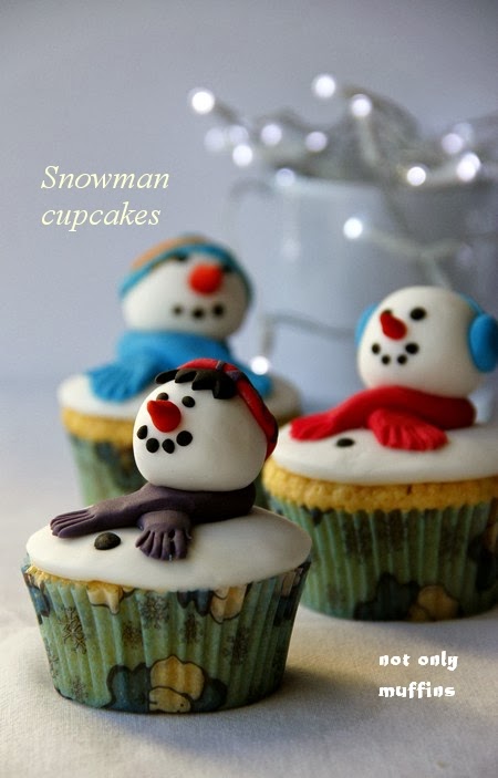 not only muffins: Mint snowman cupcakes