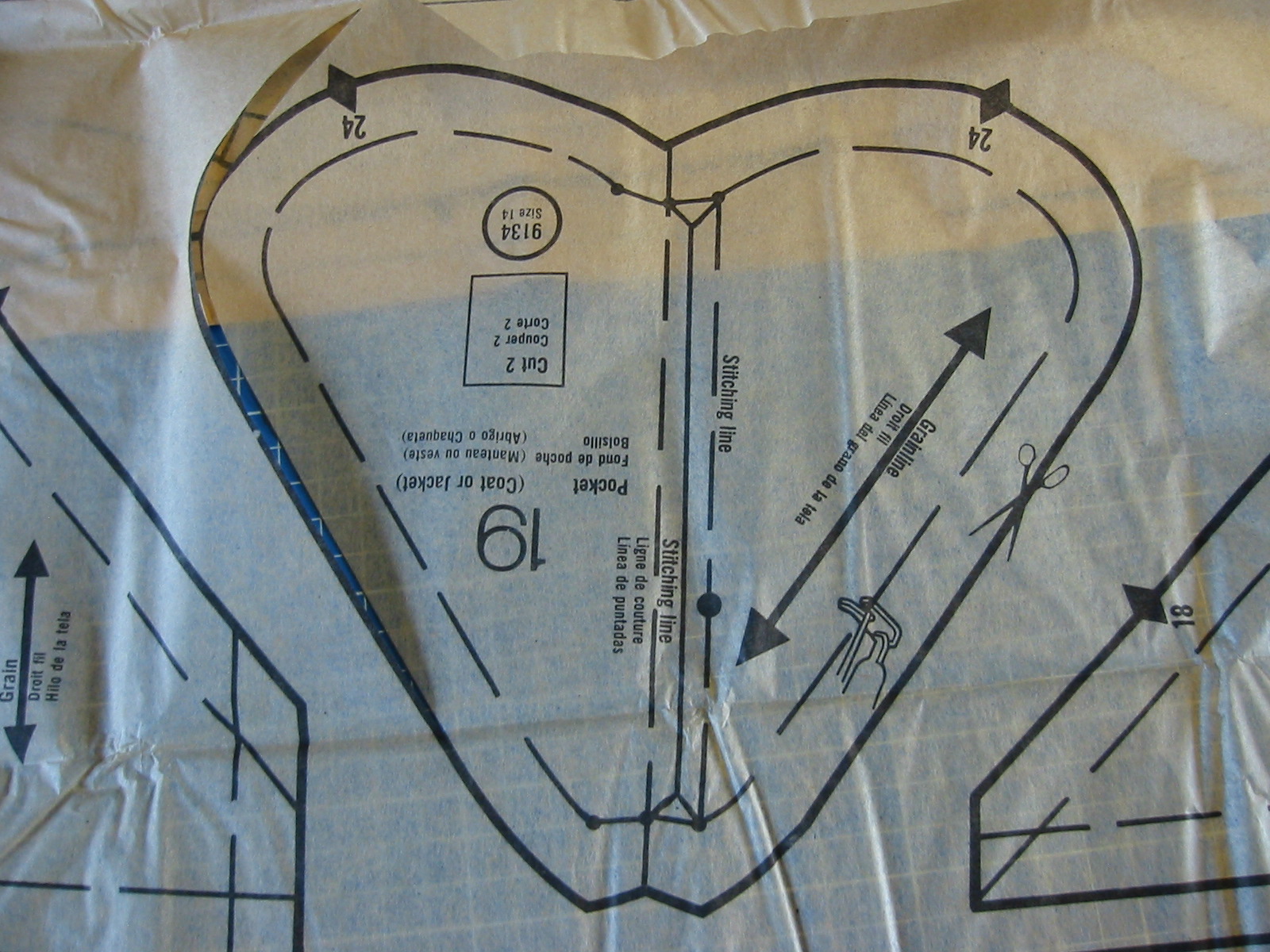 CarmencitaB: The Heart Shaped Pocket - La Poche en Coeur / Vogue 9134