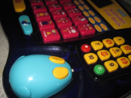 JuaiMurah: Vtech Alphabet Fun Desk