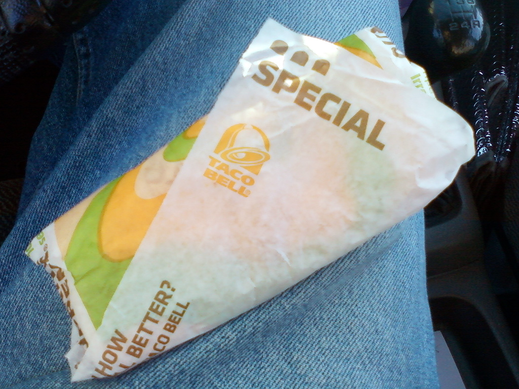 Finding My Favorite Nachos...: Taco Bell (Everywhere): Beefy Nacho Burrito