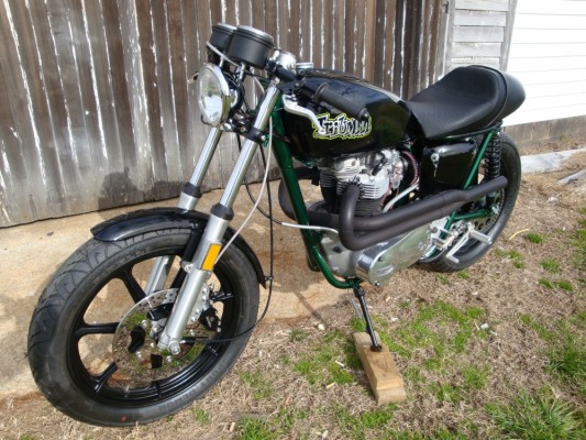 Racing Cafè: Triumph "67 Street Racer" by Loaded Gun Customs