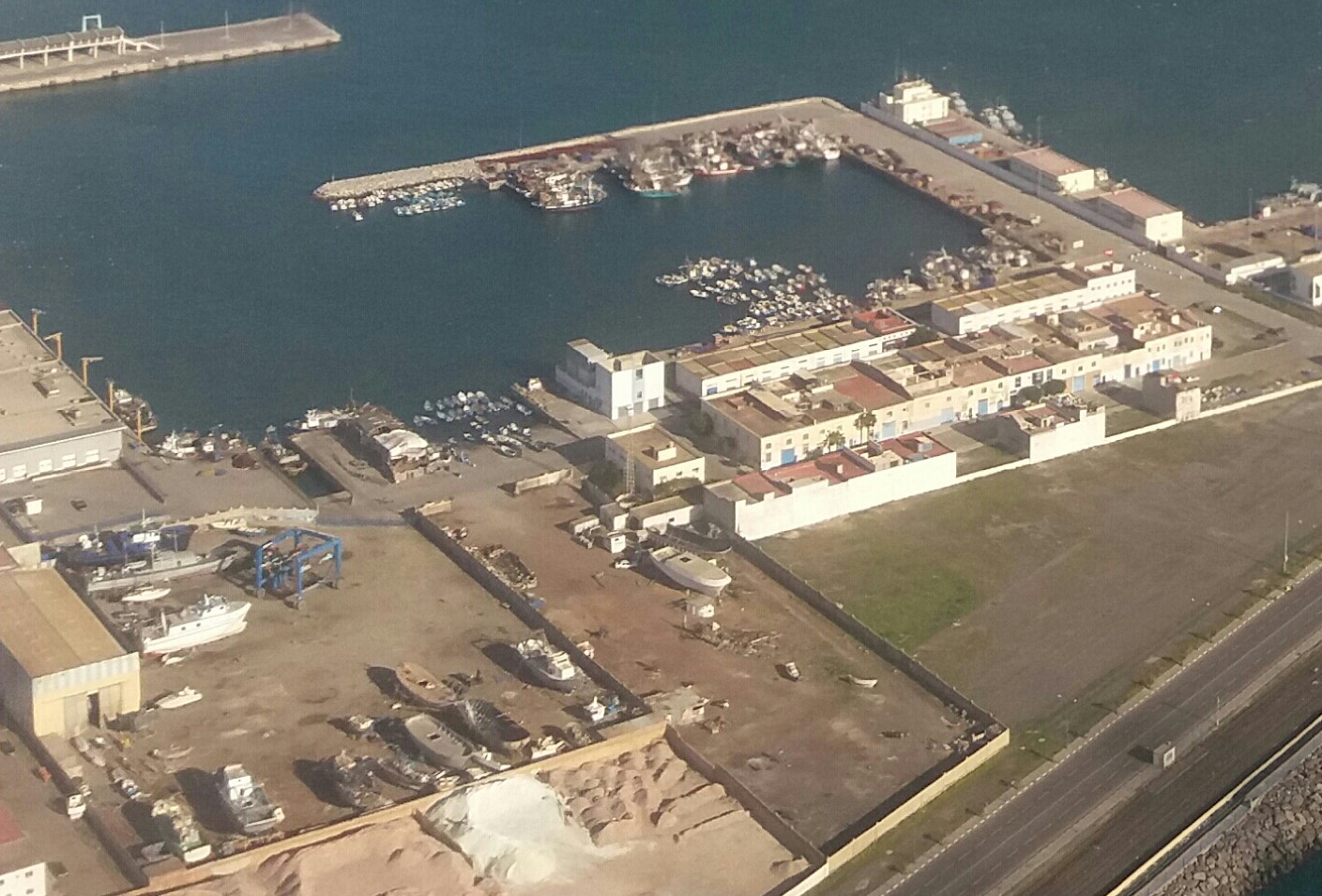 Aït Nsar: El Puerto de Nador Aït Nsar