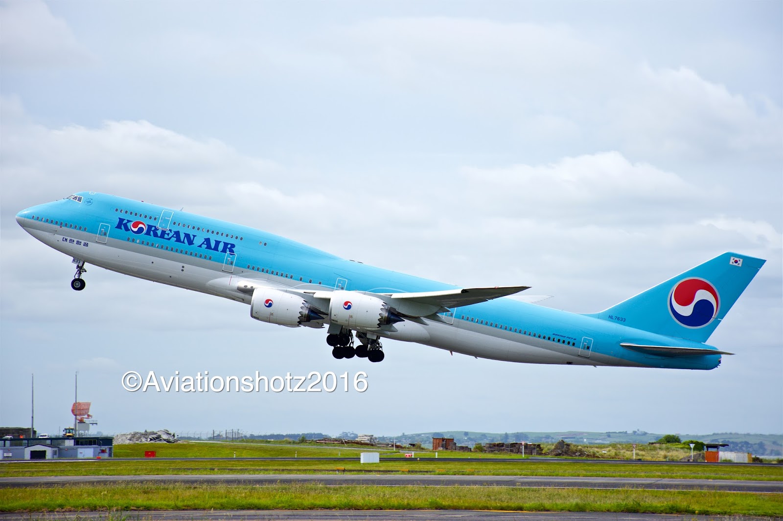 Aviationshotz: Korean Airlines B747-8's