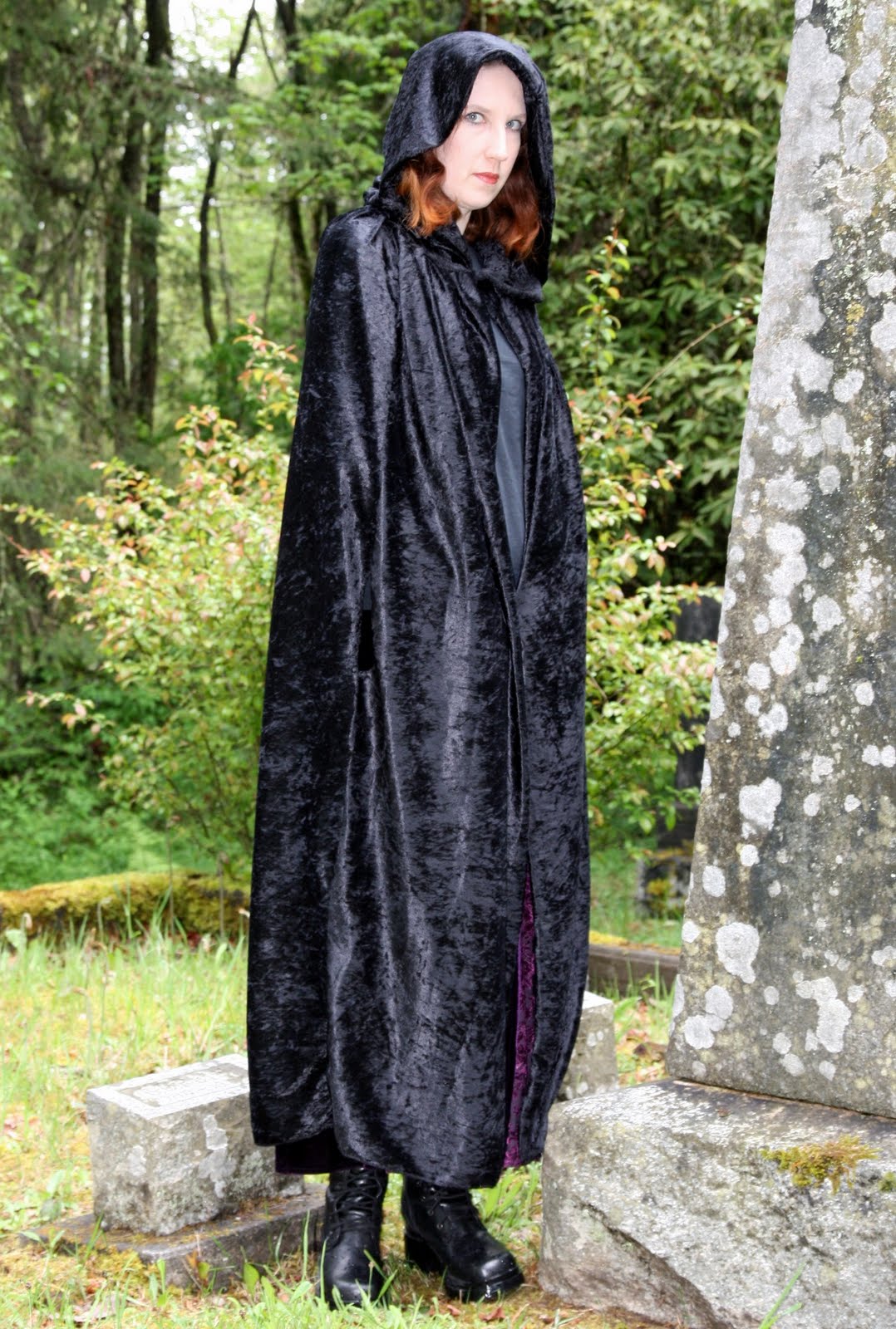 I Want to Look Like Her: Costume Review: Hooded Velvet Black Cape for ...