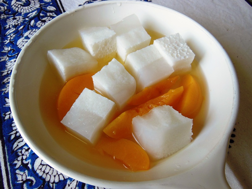 Chumkie's Kitchen : Burmese KyaukKyaw with Sliced Peaches - Coconut ...