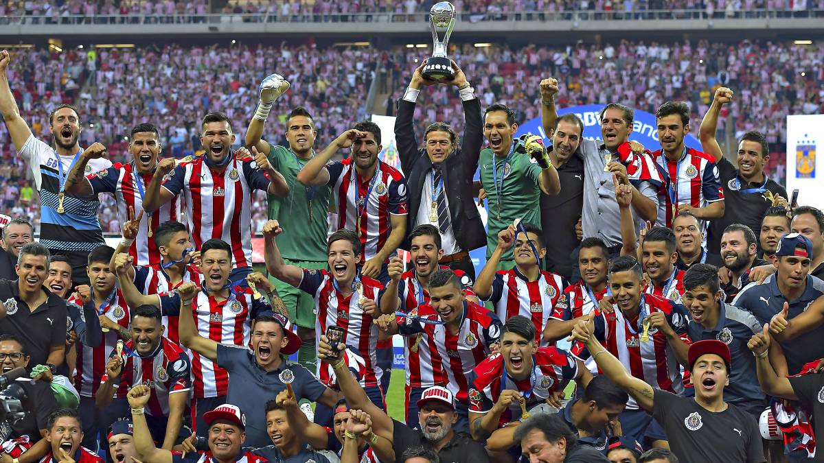 NOTIenformas: CHIVAS CAMPEON DE COPA Y DE LIGA E IGUALA AL AMERICA EN ...
