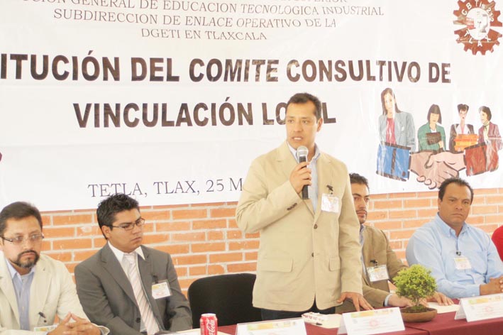 Presidencia Municipal de Apizaco: SE INTEGRA ORLANDO SANTACRUZ AL ...