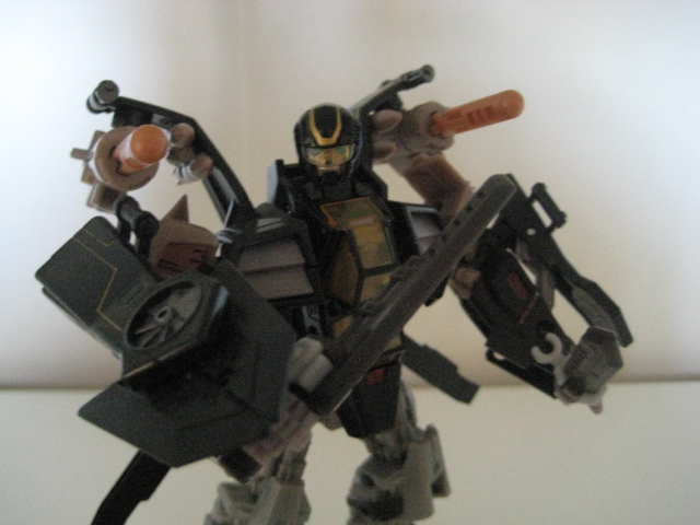 ChCse's blog: Toy Review: Transformers ROTF Recon Ironhide