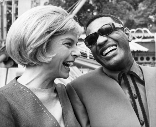 Ray Charles Video Museum: Ray Charles Is In Town - Chronology 1964