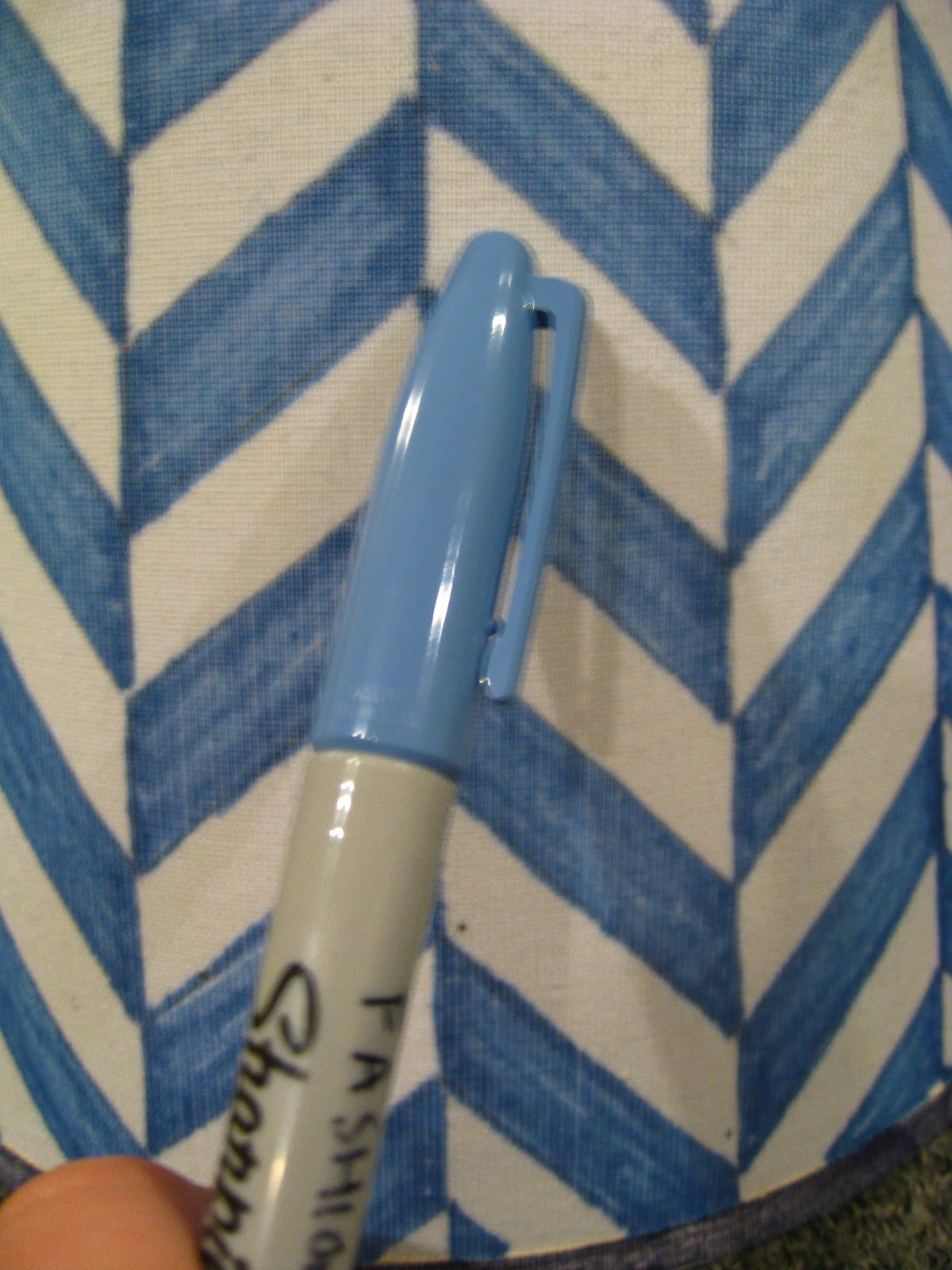 SoManyJets: Home Improvement: Chevron Lamp Shade