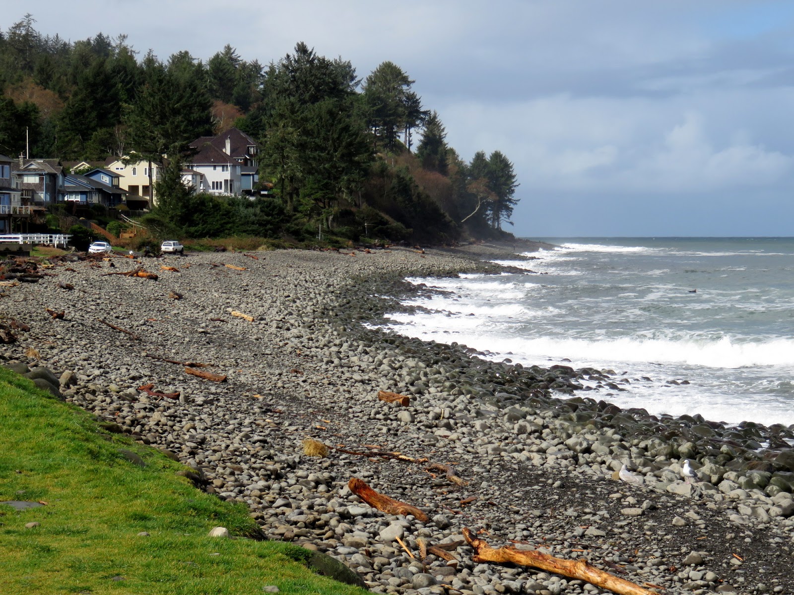 Gravel Beach: Seaside Point and Cove