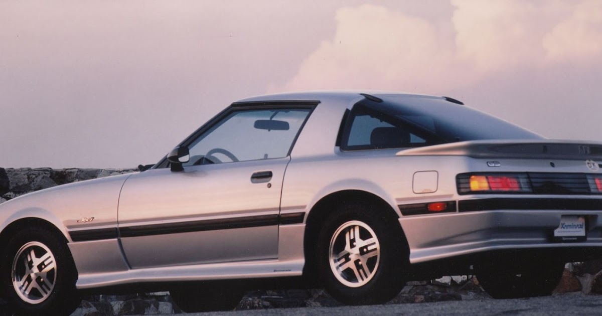 1st Generation Mazda RX7 (SA22C/FB)