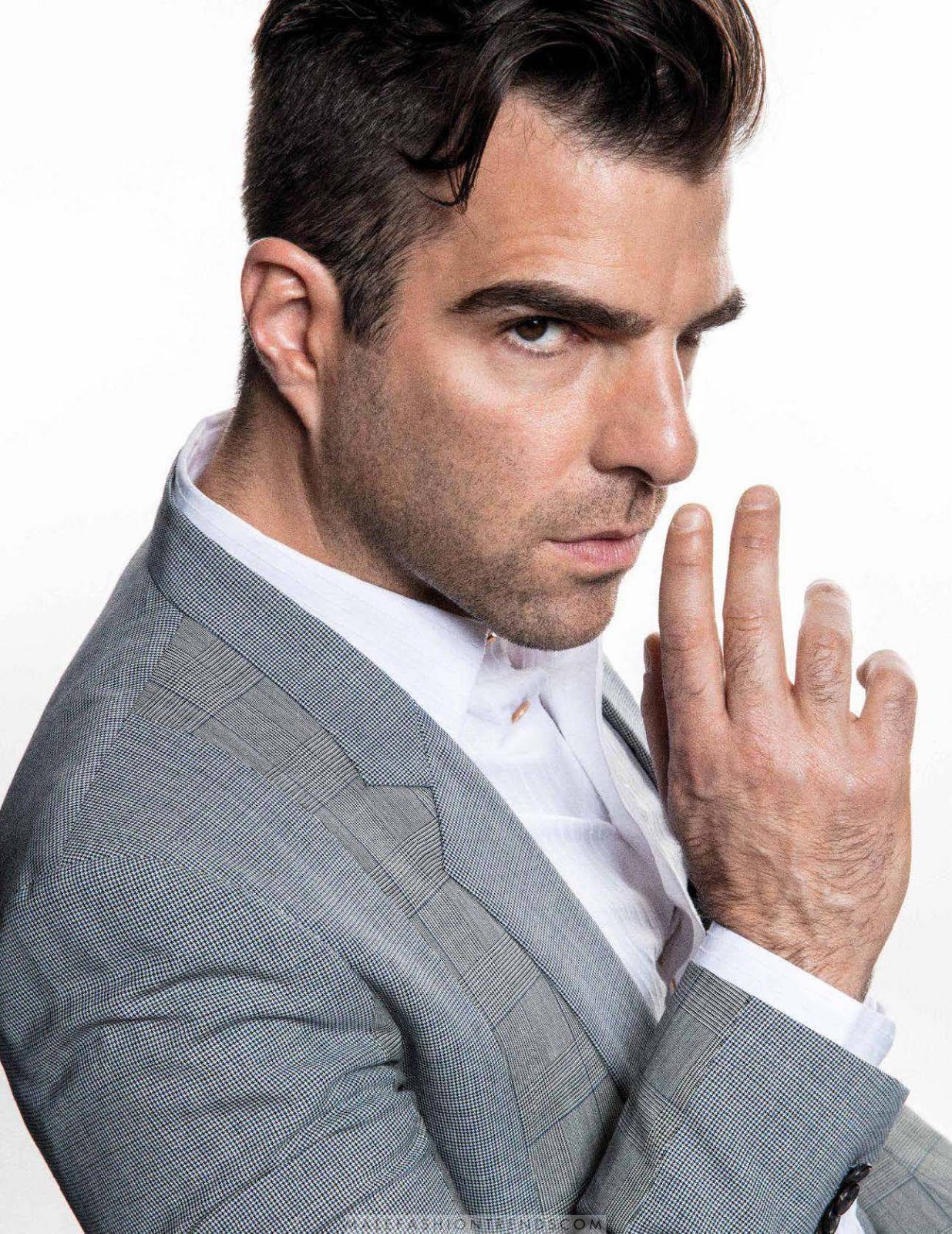 Zachary Quinto para DAMAN Magazine por Mitchell Nugyen McCormack