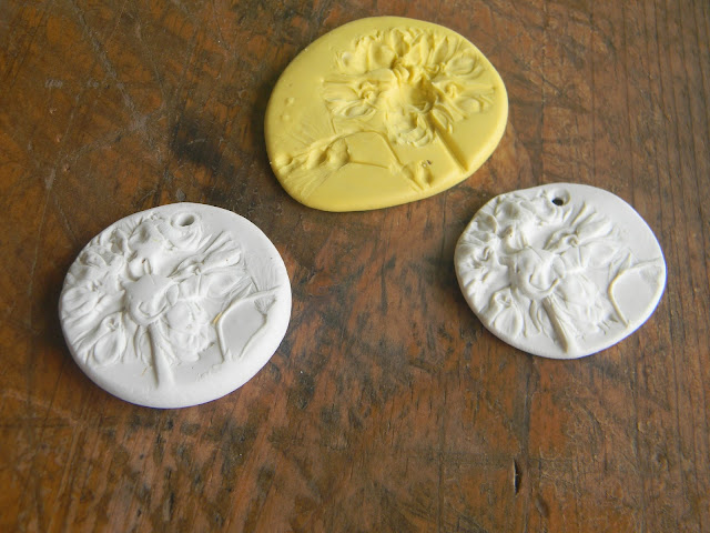 Artistic Endeavors 101: Workbench Wednesday: Silicone Molds and Polymer ...