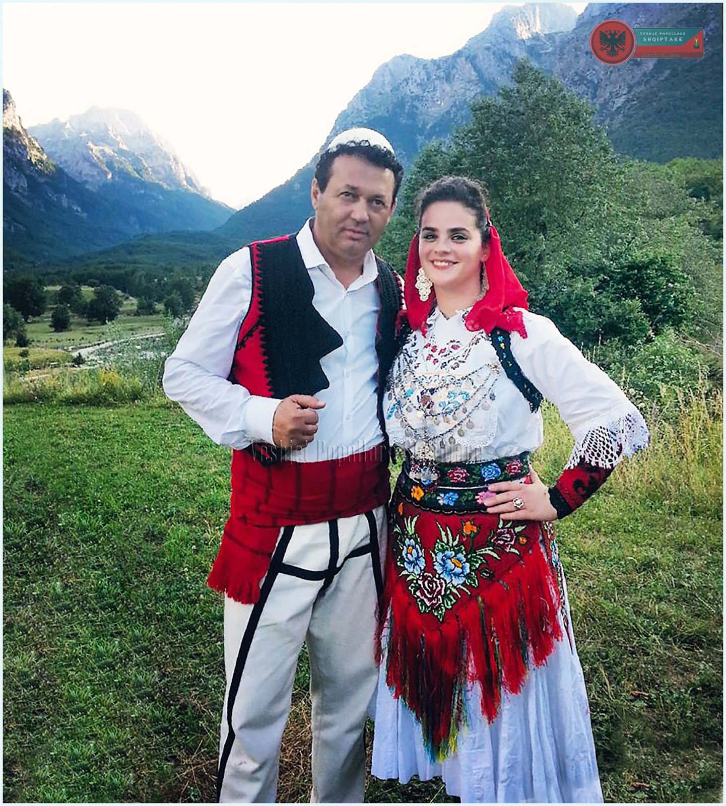 Veshje kombetare - Traditional clothing - Page 29