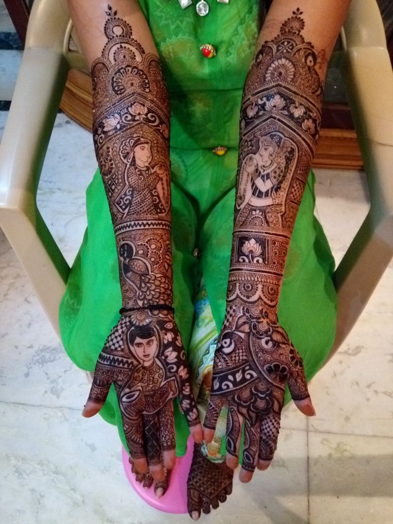 Best Bridal Mehandi artist: December 2017