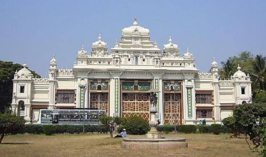 Lalitha Mahal Palace Hotel – Experience Royalty at this Heritage Hotel ...