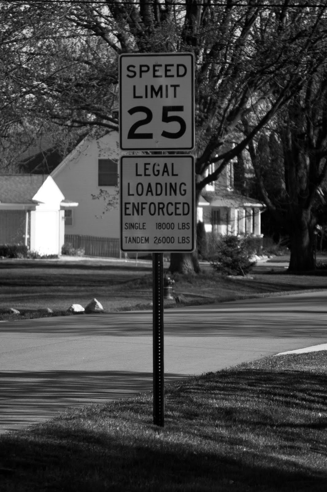 Detroit: Road Signs of Detroit