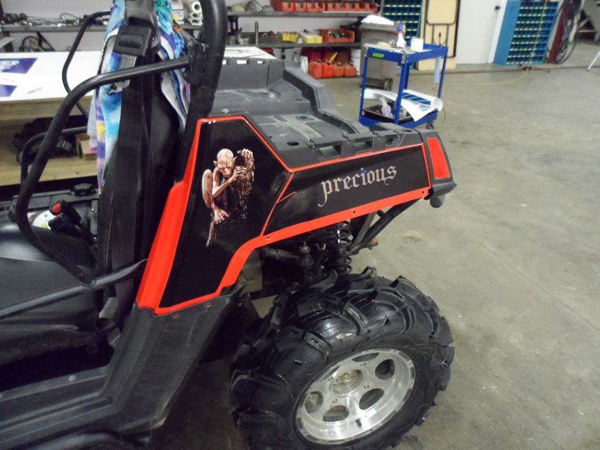 omecca custom graphic design: Gollum / Shmegal Themed RZR Graphics