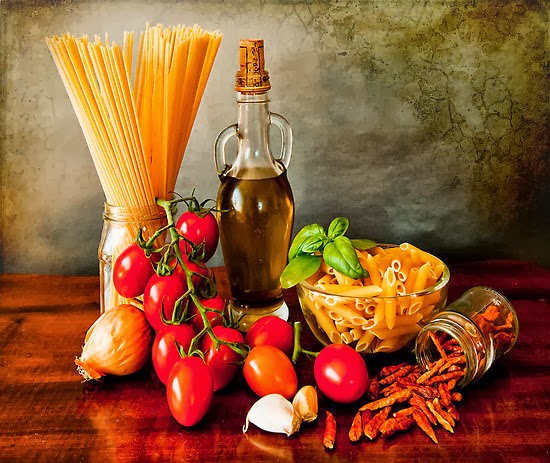 DE ARTE EM ARTE : PINTURAS DE ALIMENTOS - MACARRÃO - TOMATES - TEMPEROS