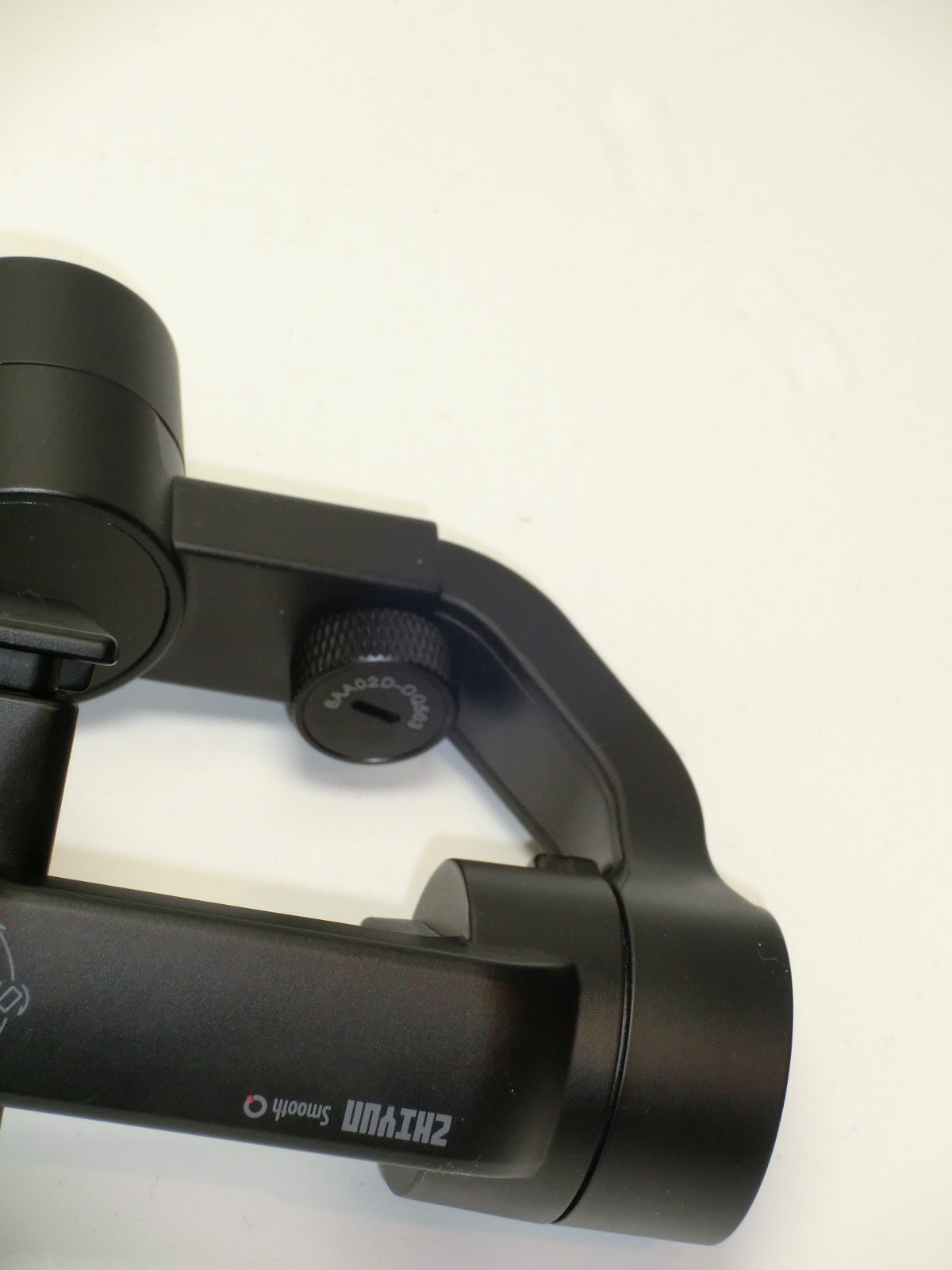 [REVIEW] Zhiyun Smooth-Q (Gimbal estabilizador manual de 3-Ejes) en ...