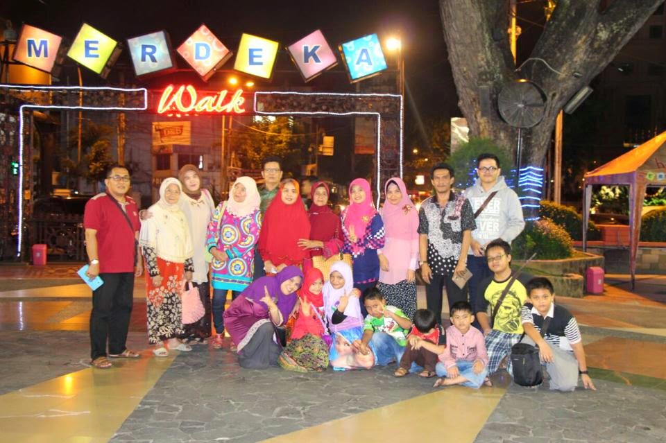 Meciko66: MENIKMATI SUASANA MERDEKA WALK PUSAT CULINAIRE TERKENAL KOTA ...