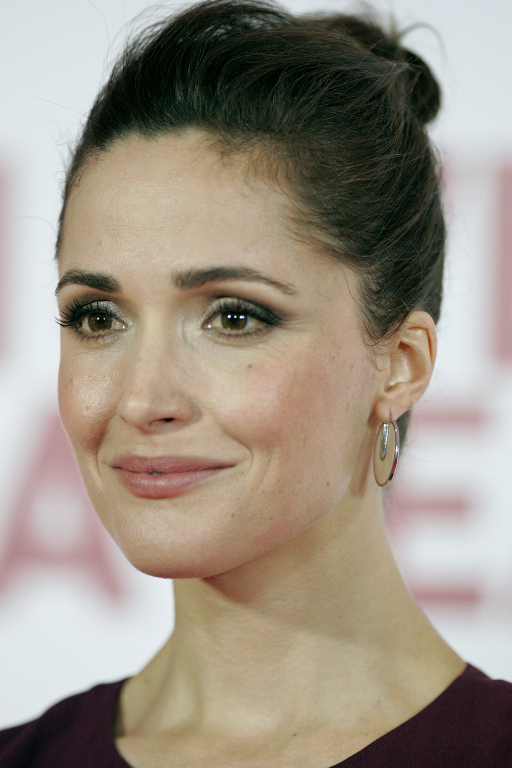 Eva Rinaldi Photography: ROSE BYRNE walks the pink carpet at the ...